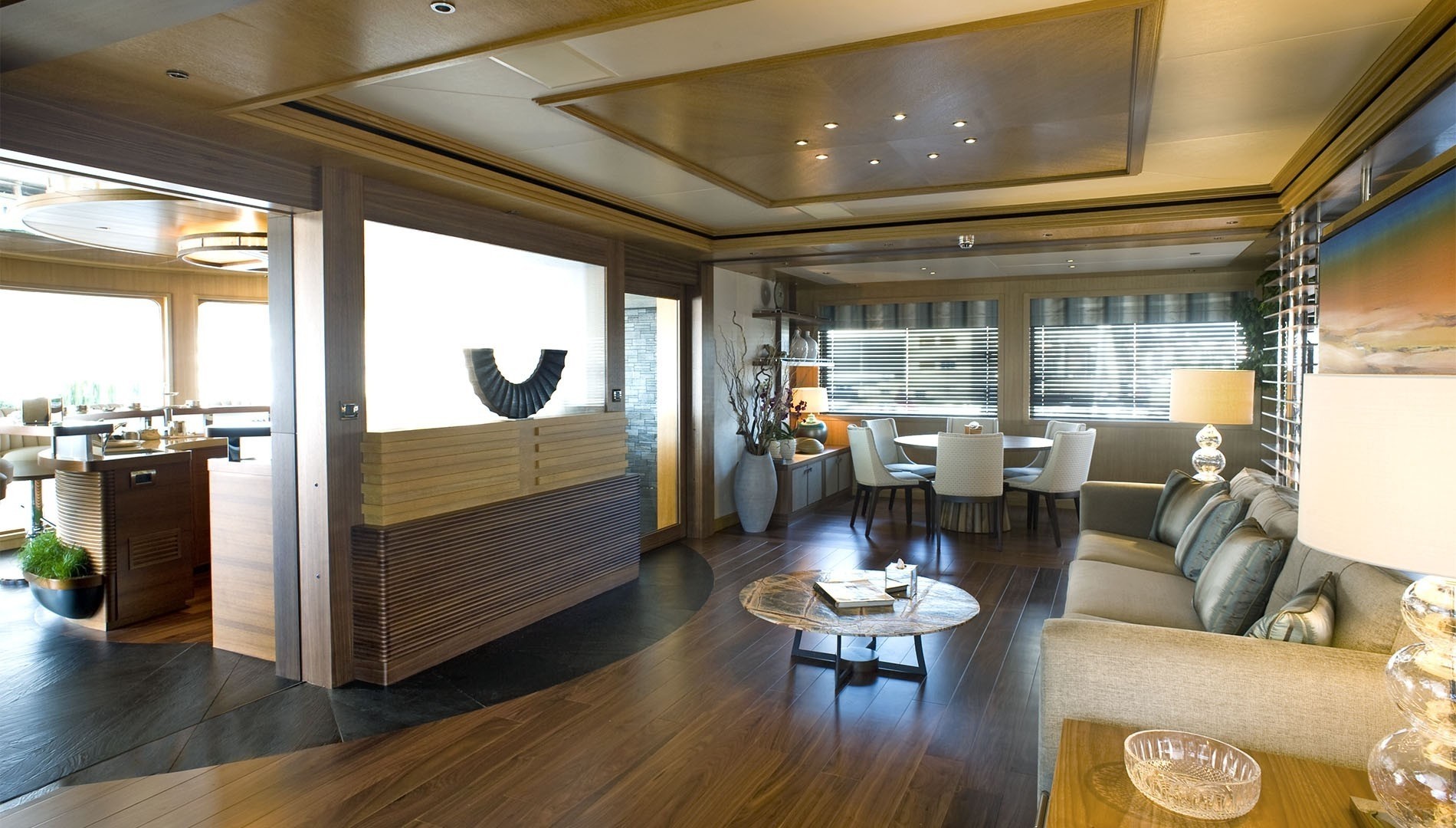 Yacht INDIAN EMPRESS, OceAnco | CHARTERWORLD Luxury Superyacht Charters